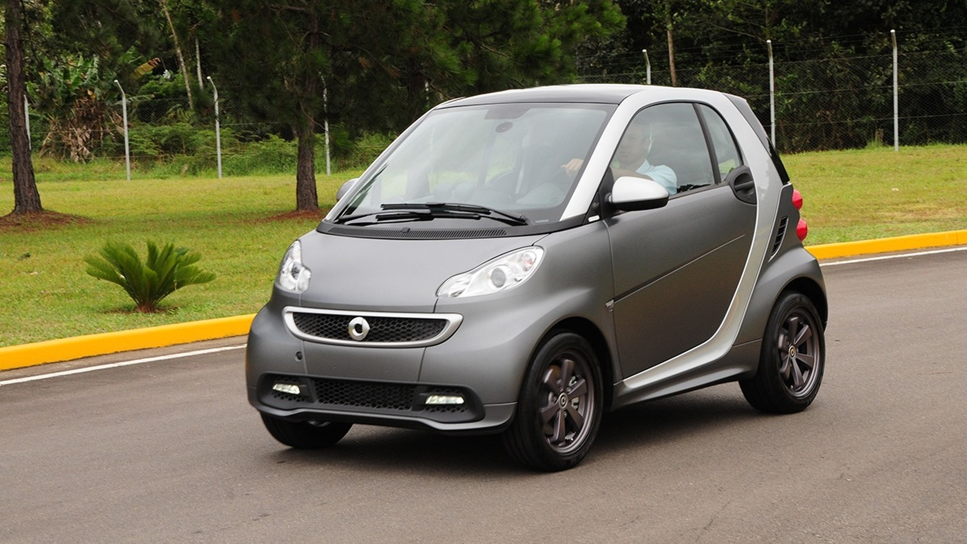 Smart não vende mais carros no Brasil - Será o fim da operação?