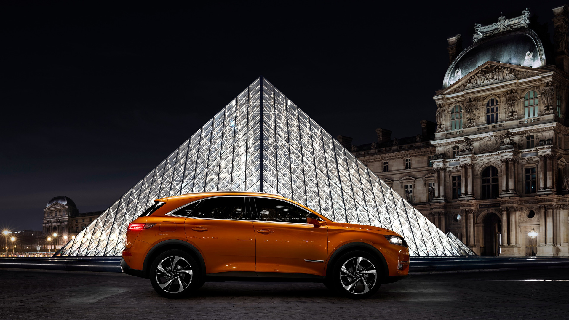 Order books open for the new Citroen DS 7 Crossback