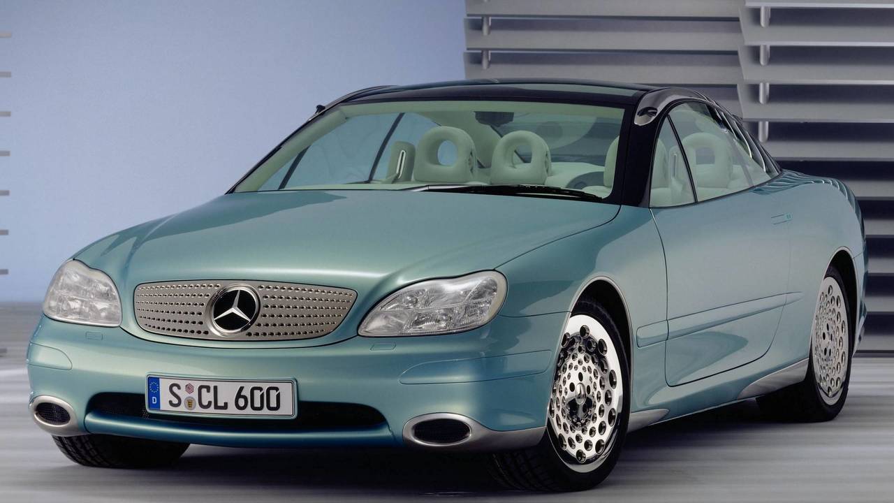 Conceitos esquecidos: Mercedes F200 tinha joystick no lugar do volante