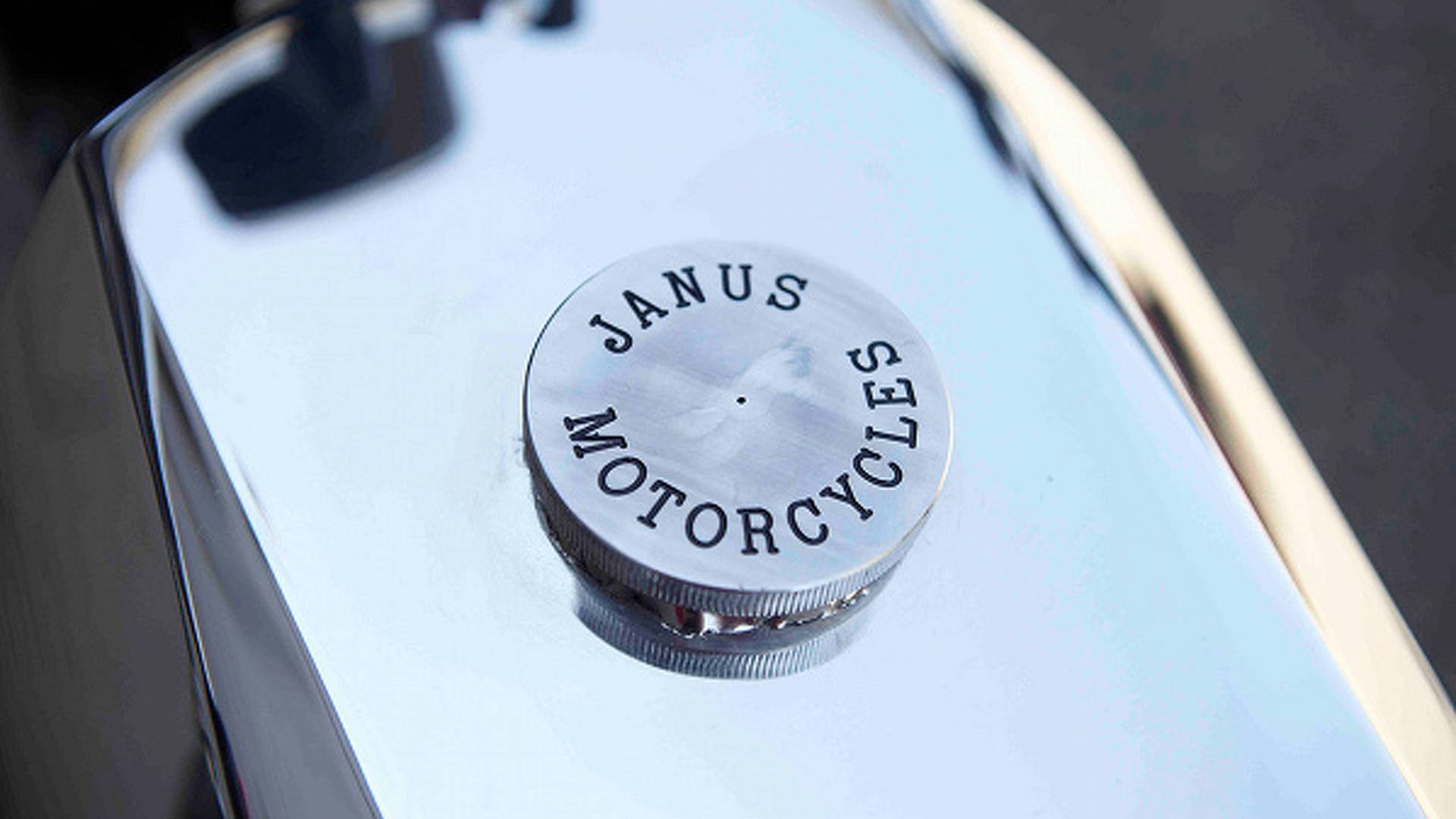 Janus Halcyon: a 1920s style 50cc two-stroke