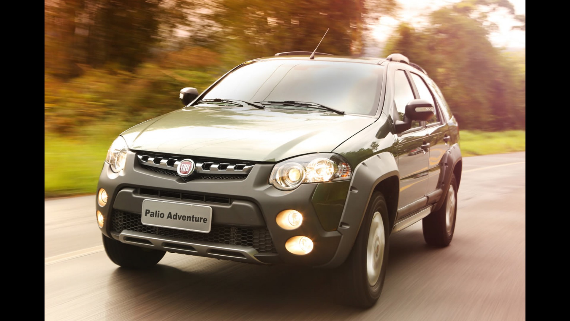 Fiat Palio Weekend 2013 recebe mudanças visuais e internas - Preço ...