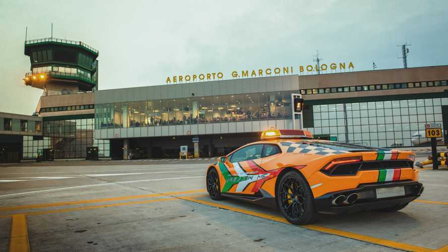 Lamborghini Huracán RWD als Follow-Me Car am Flughafen Bologna