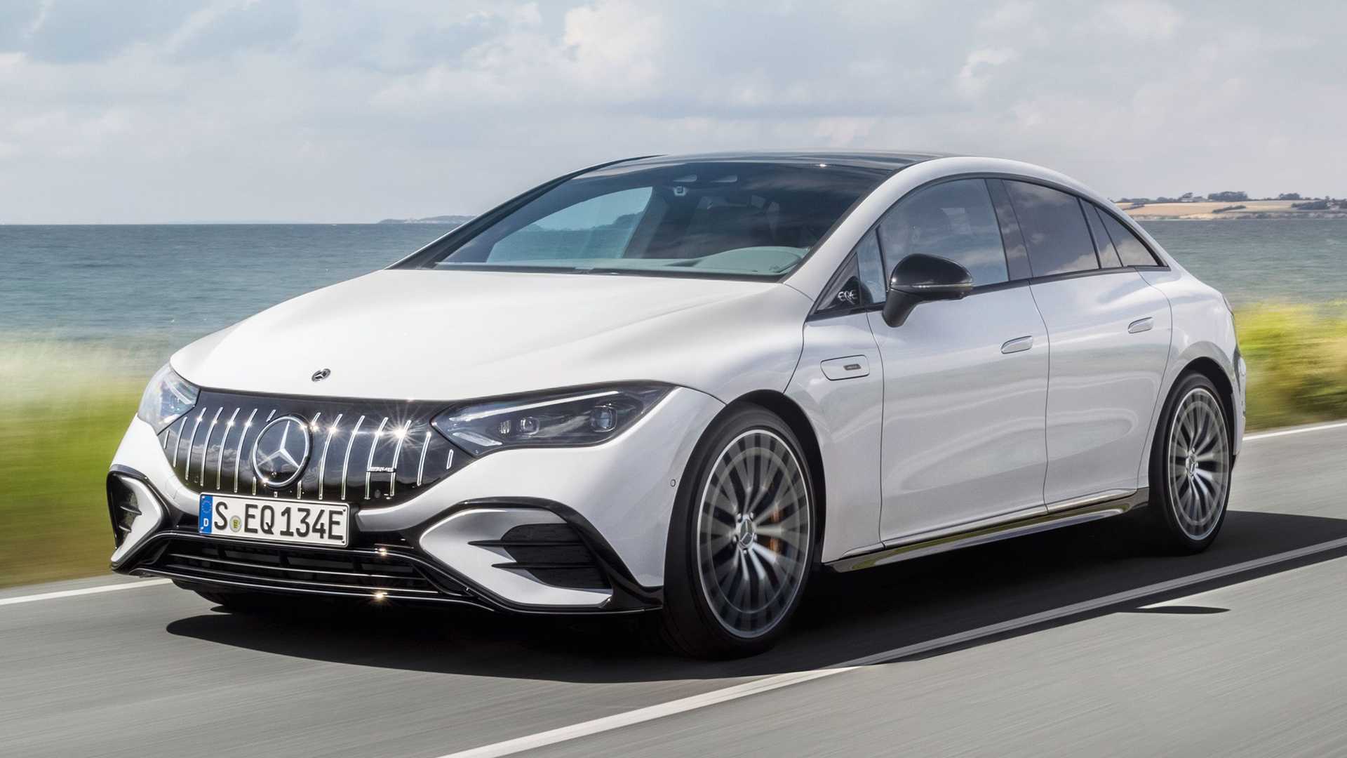 Mercedes-Benz EQE News and Reviews | Motor1.com