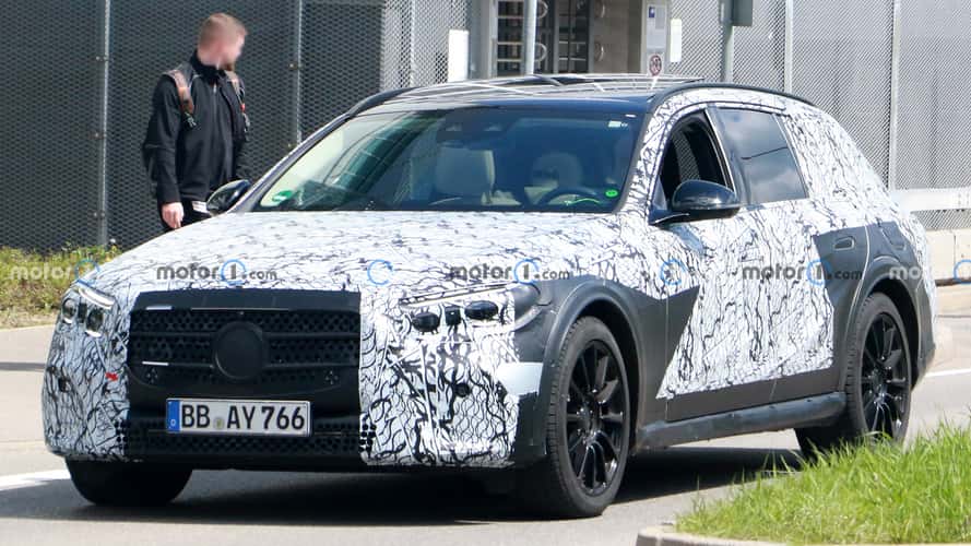 Mercedes-Benz E-Class News and Reviews | Motor1.com