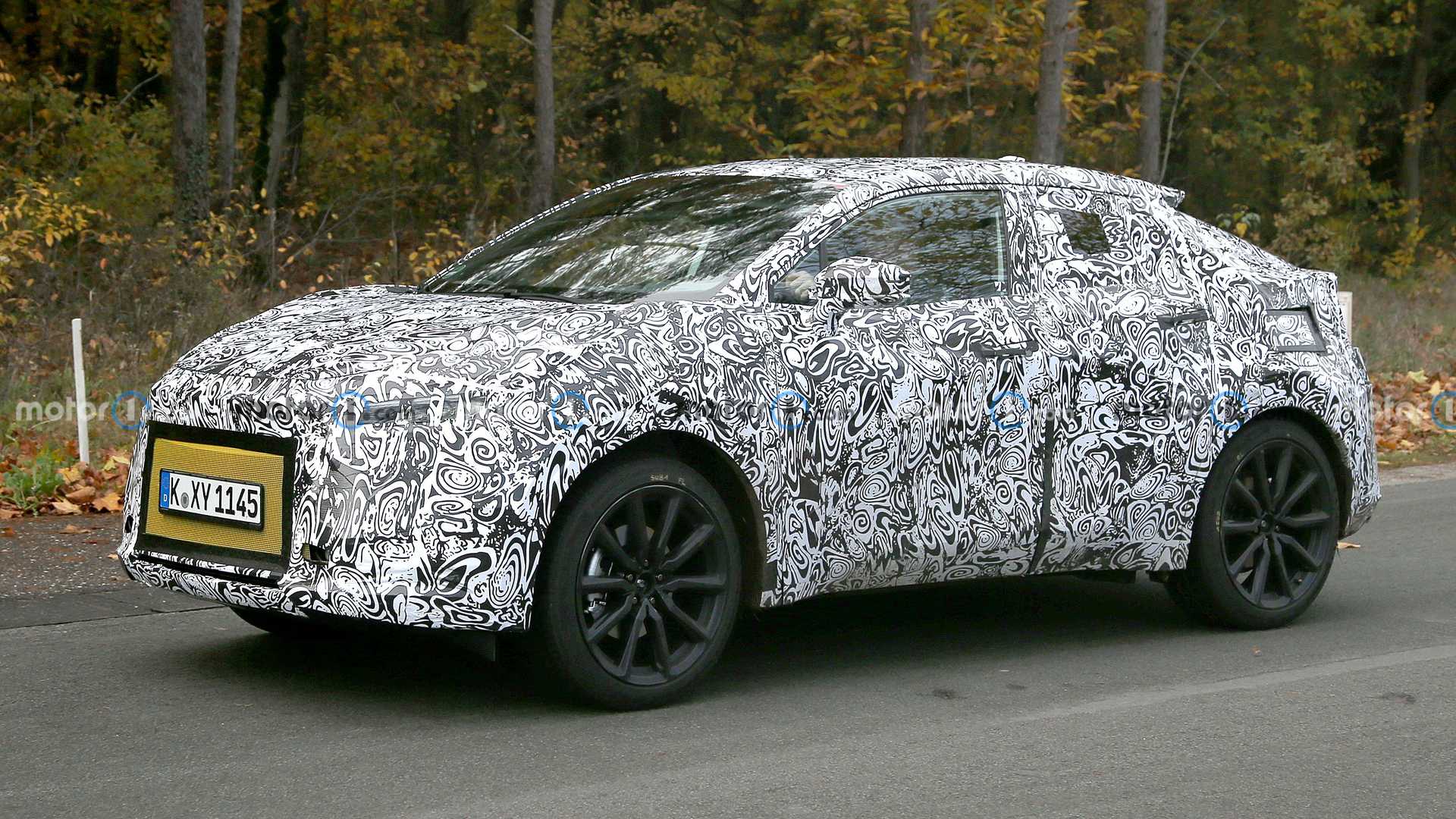 Toyota Small SU EV'nin üretim modeli görüntülendi