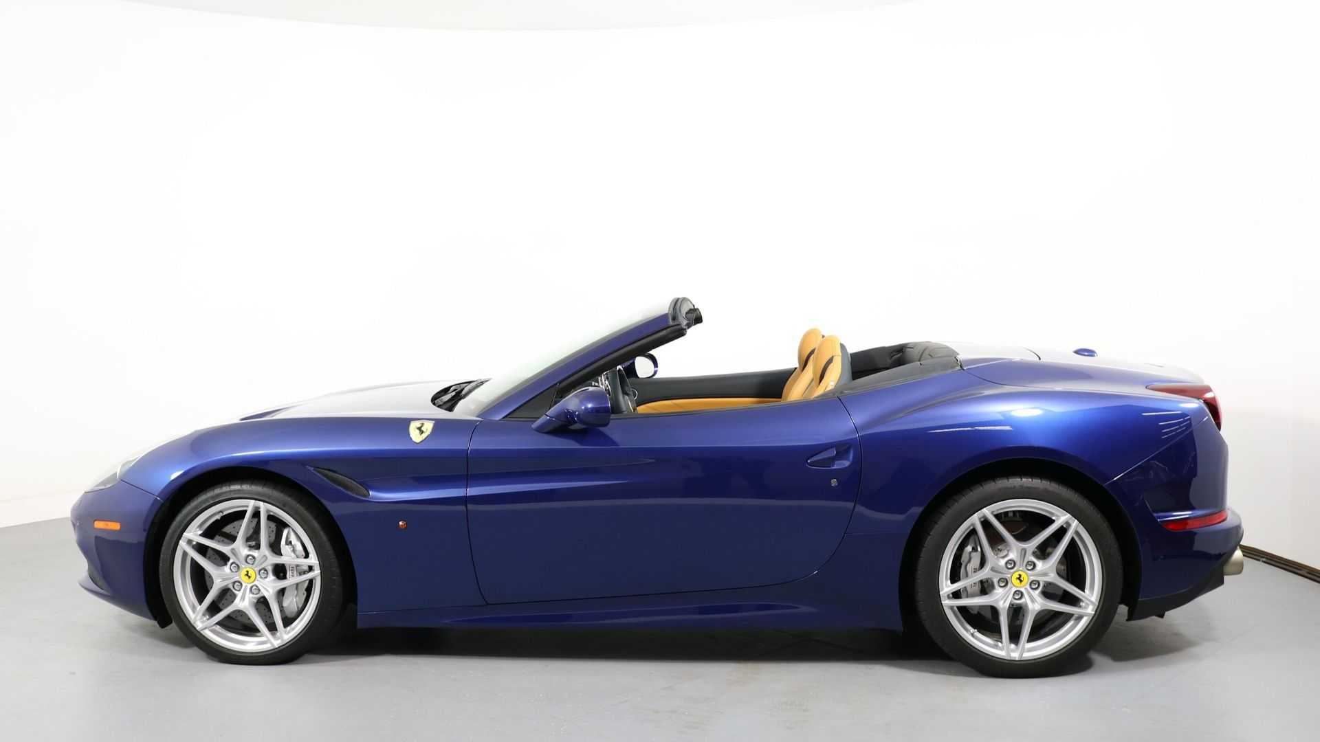 Feel The Breeze In A 2016 Ferrari California T
