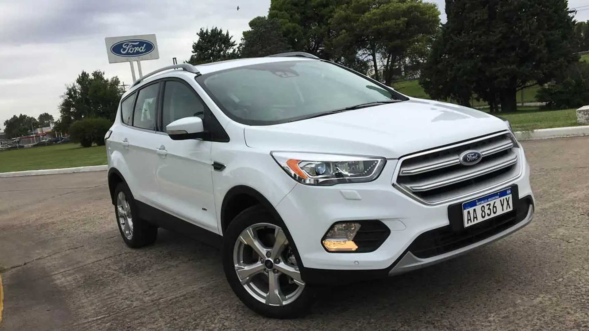 En el garage de Autoblog: Ford Kuga 2.0 Titanium AWD