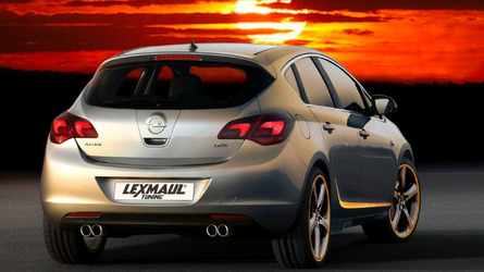 Opel Astra Body Kit by Lexmaul | Motor1.com Photos
