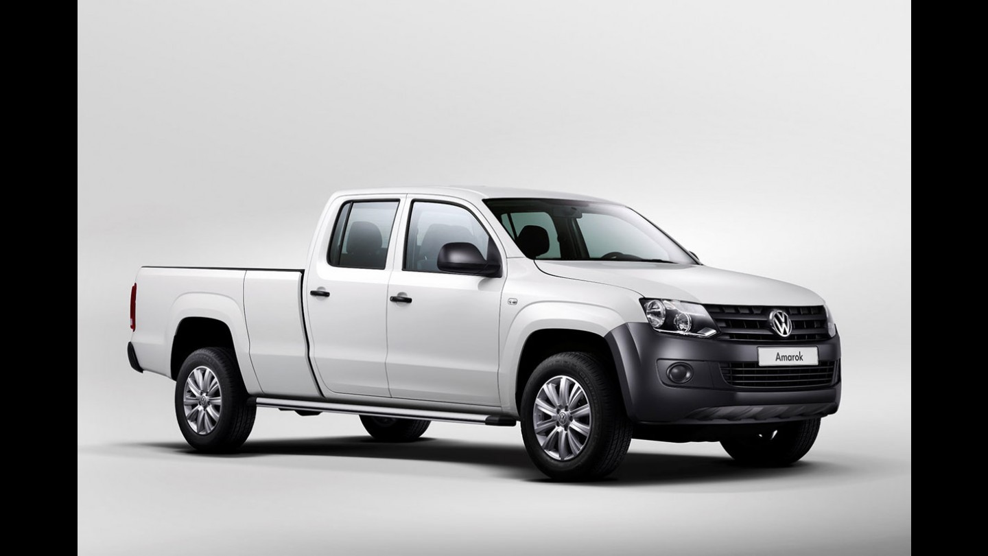 VW Amarok ganha versão com caçamba alongada na Alemanha