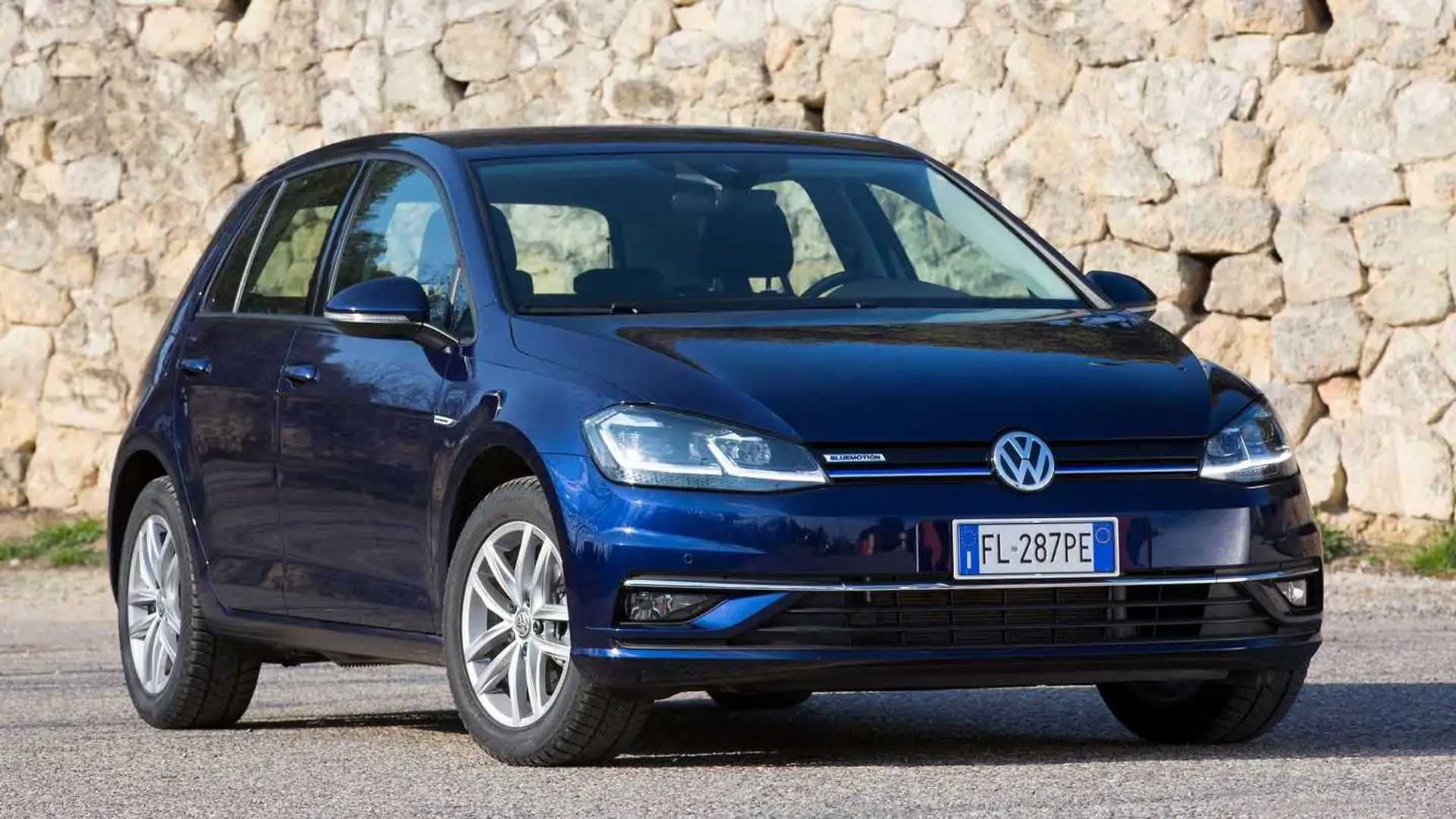 Le auto usate più cercate dagli italiani, in testa c'è ancora la Golf