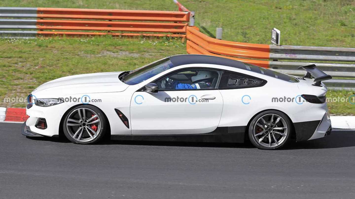 Una nuova "Batmobile" gira al Nurburgring, ma non è la BMW M8 CSL