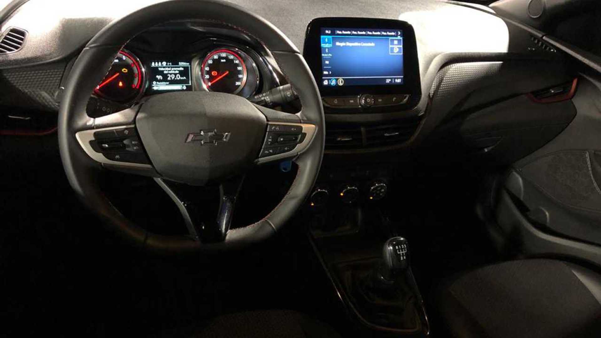 Chevrolet amplió la gama del Onix Turbo en Argentina y aseguró ...