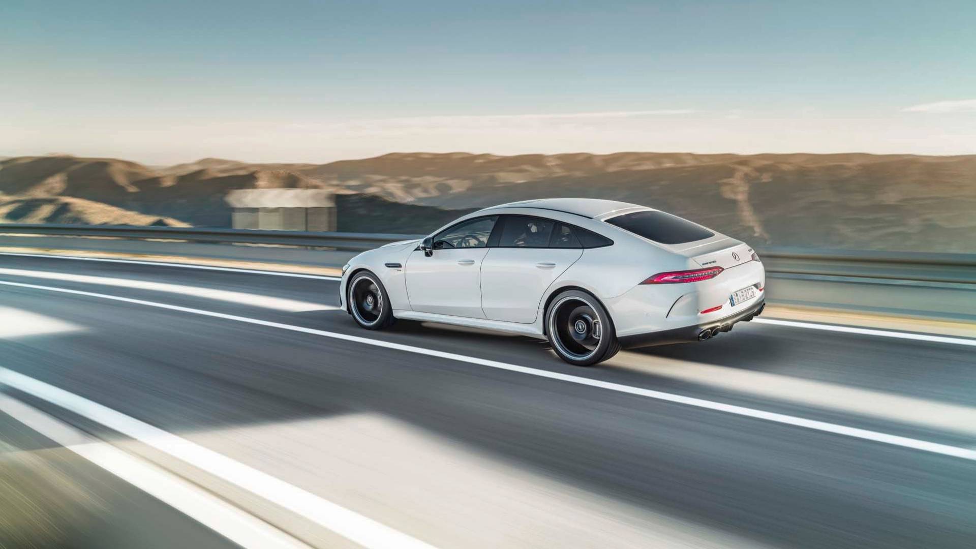 Mercedes-AMG GT Coupe - La sportive familiale de tous les extrêmes