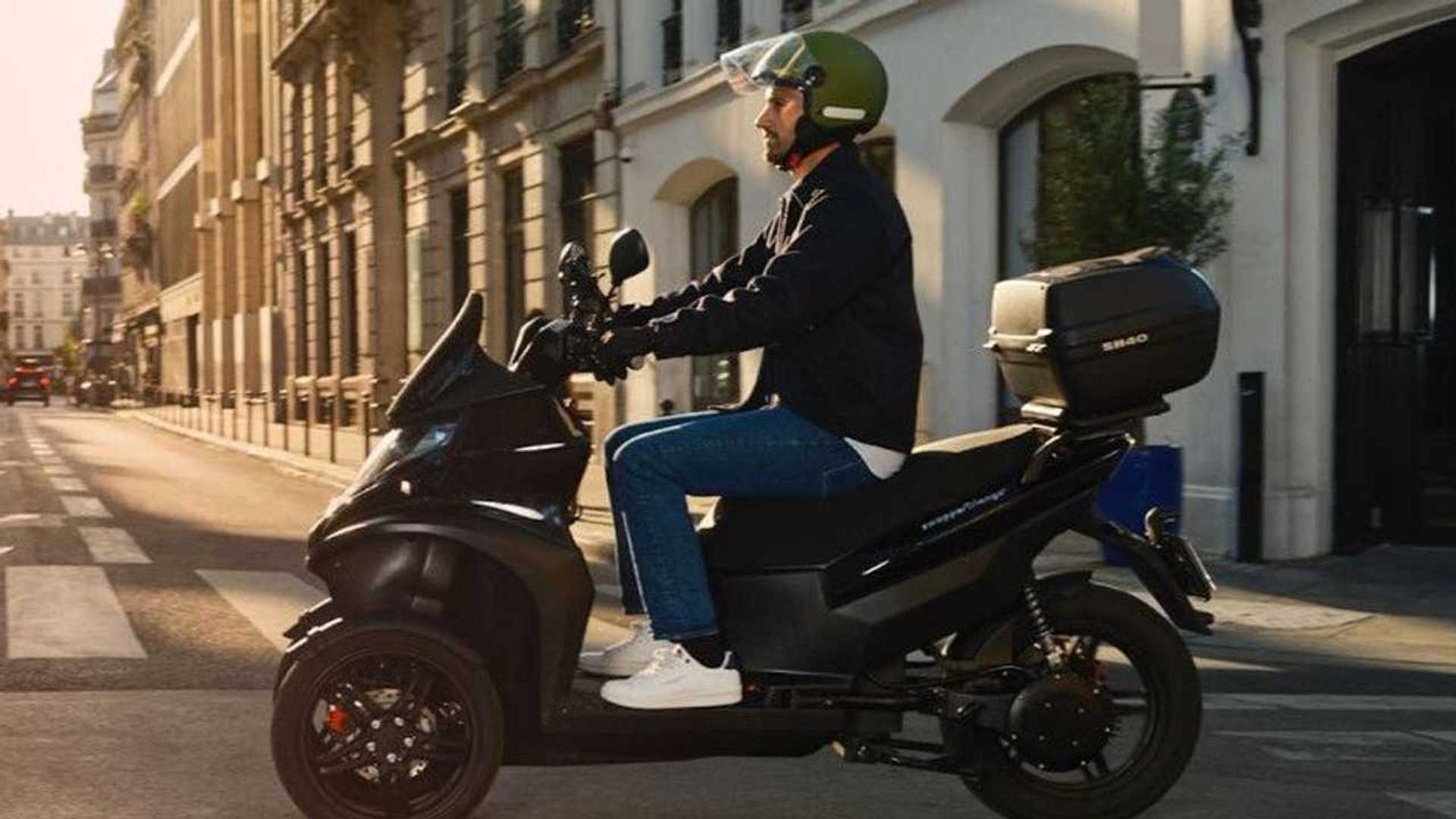 Zeway Introduces The SwapperTriango+ Electric Three-Wheeler In France