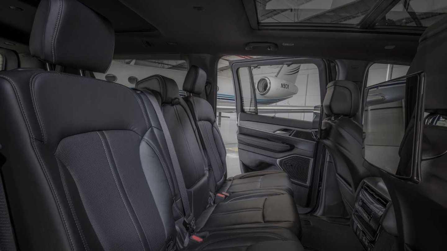 2023 Jeep Wagoneer L First Drive: Maximum Utility | Motor1.com