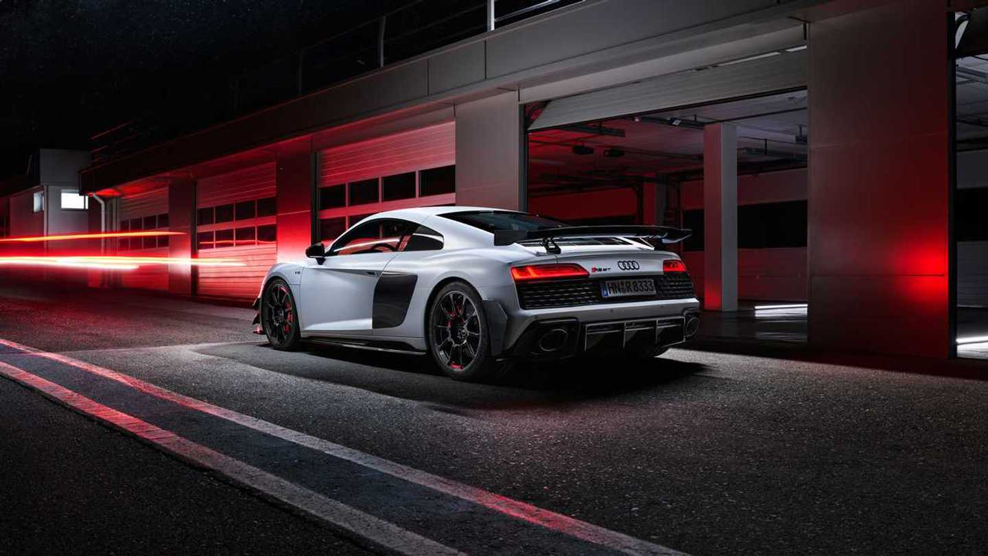 Présentation complète de l'Audi R8 V10 GT, l'ultime version limitée à ...