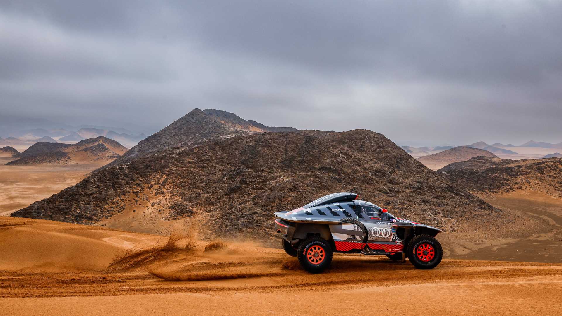 Audi RS Q e-tron E2: come è fatta l'auto elettrica della Dakar