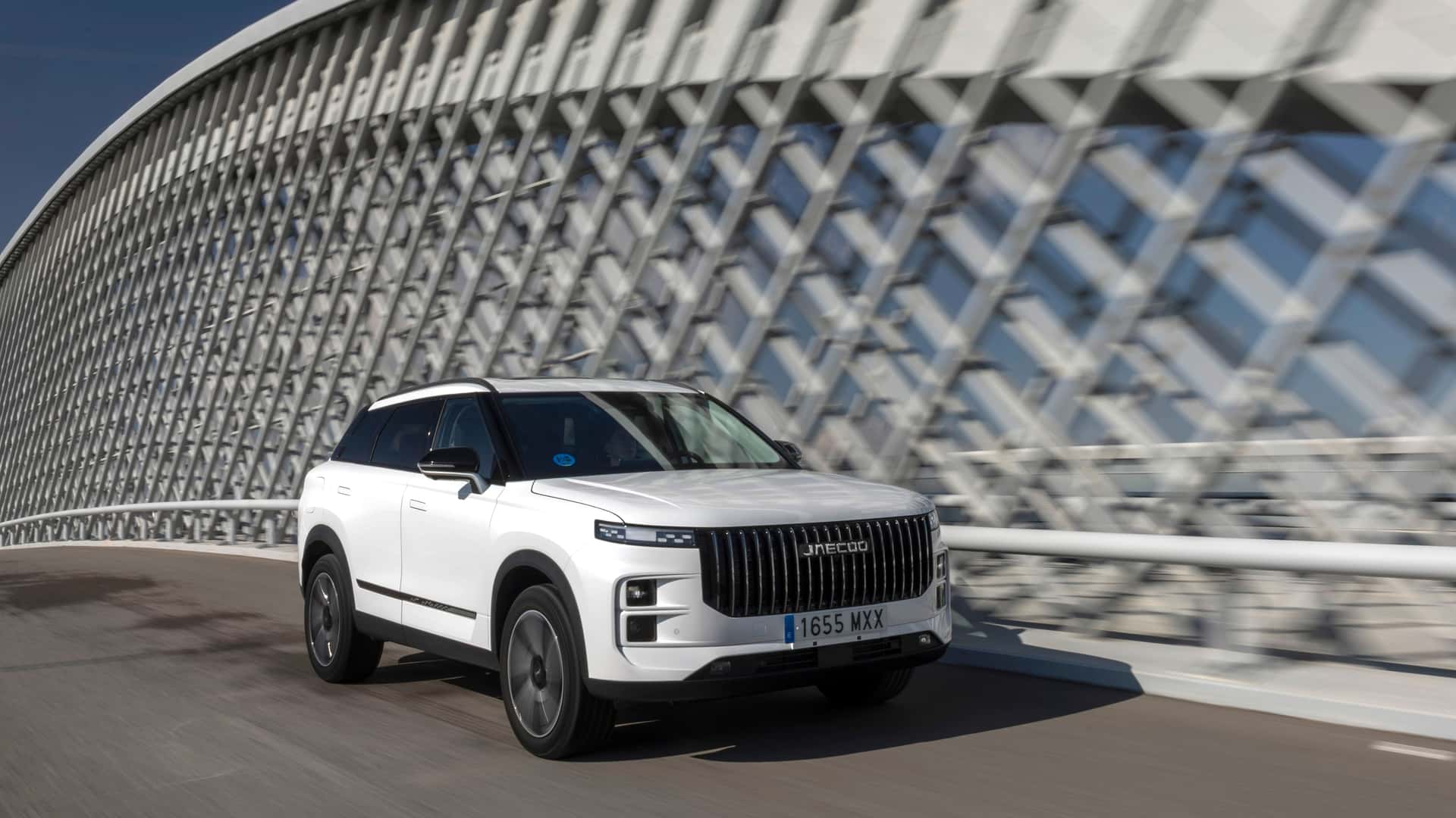 JAECOO 7 SHS 2025: imagen todoterreno, 340 CV y 1.200 km de autonomía