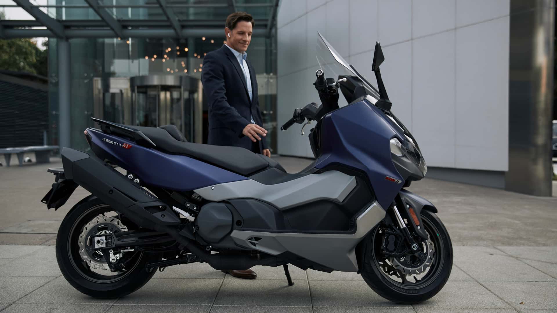 Lanzamiento: SYM MaxSym TL 508