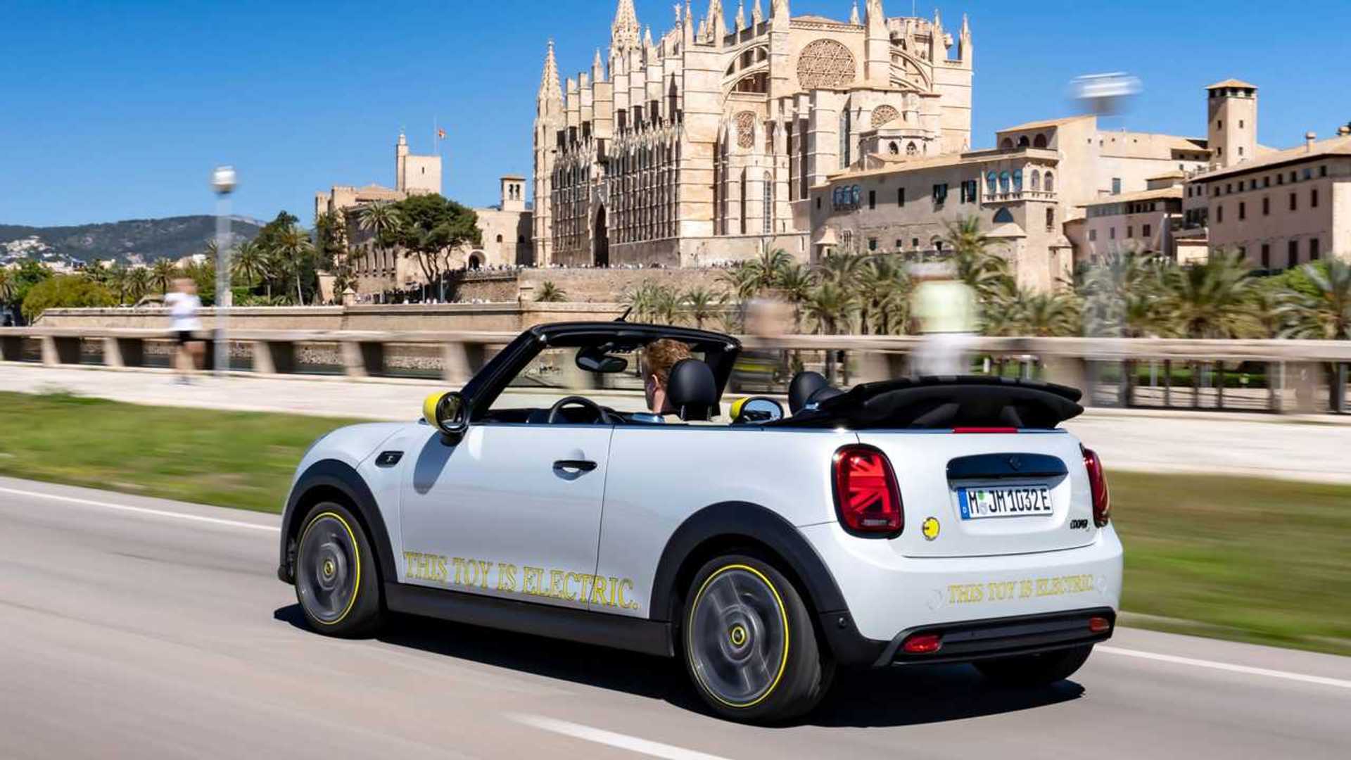 MINI Cooper SE Cabrio: descapotable, eléctrico y one-off