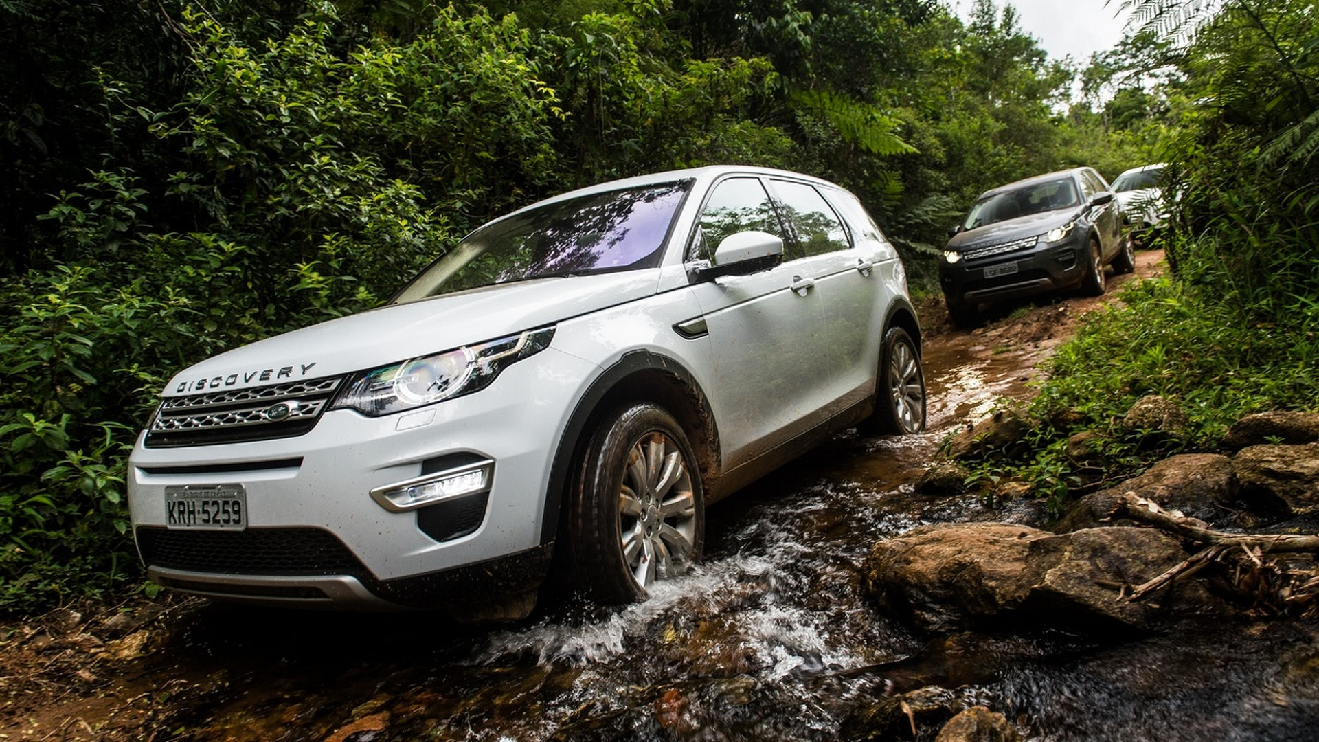 Land Rover abre vendas PCD com descontos de R$ 60 mil; veja tabela