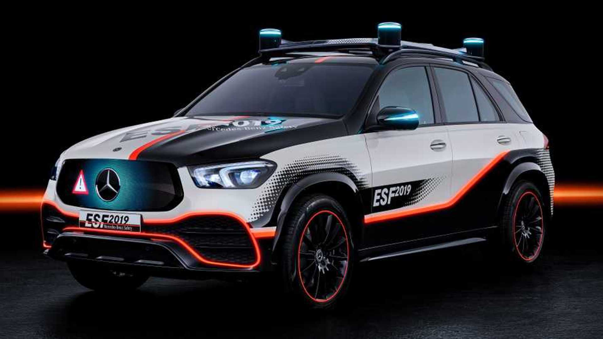 Mercedes says it can't win race for autonomous driving, bows out