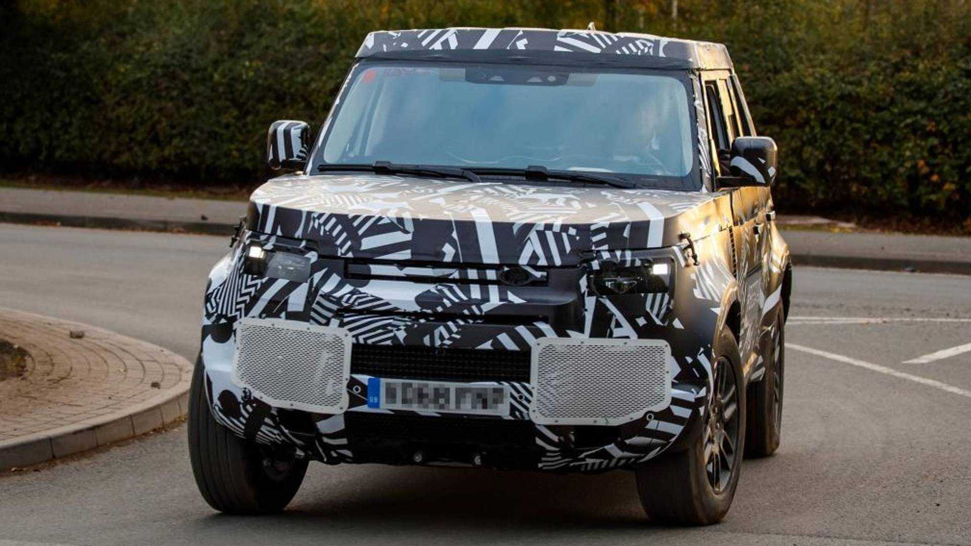 Novo Land Rover Defender terá luxuosa versão Sport, mas demora