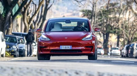 Tesla Model 3: Here's How The Range Changes In Hot And Cold Weather