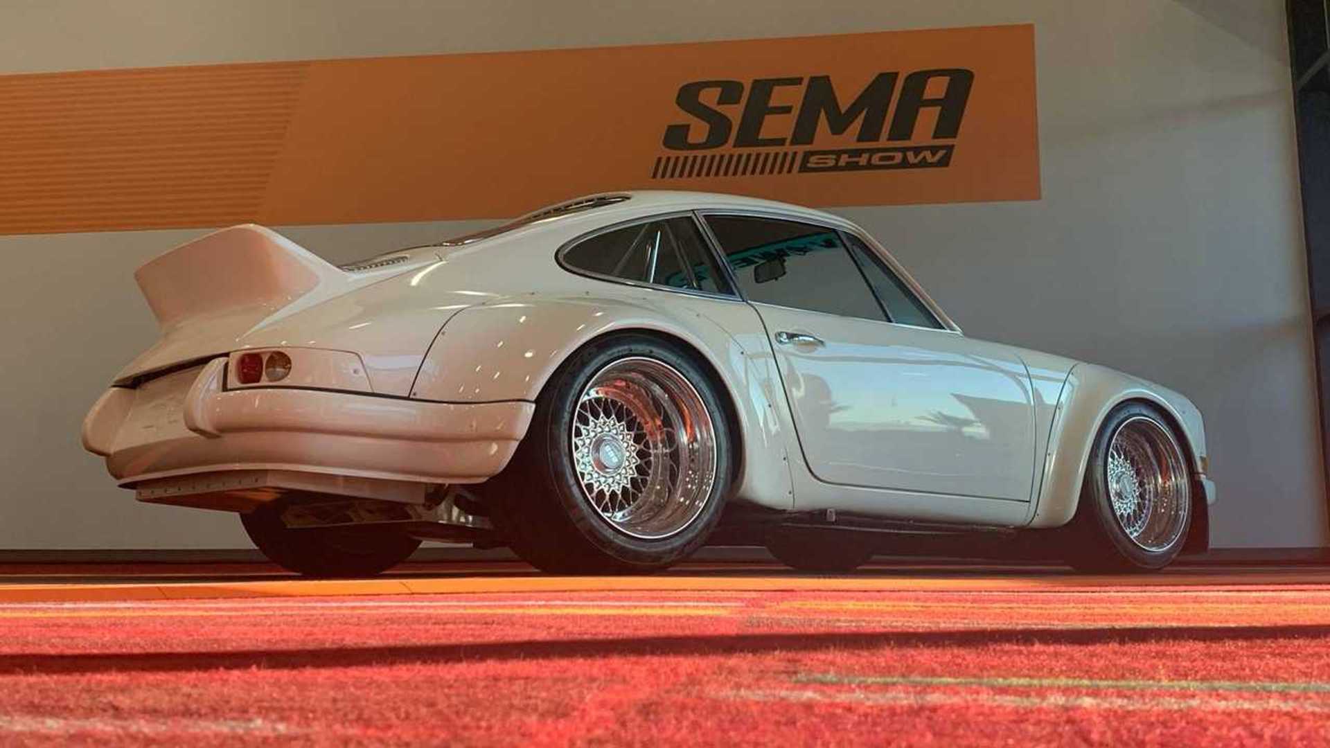Descubre este Porsche 911 eléctrico, con 563 CV, cortesía de RWB