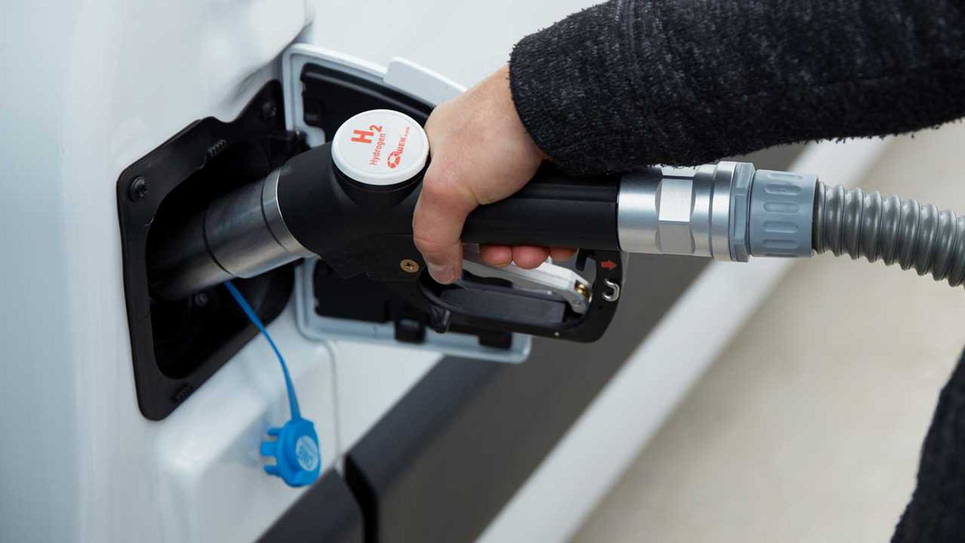 Tanto idrogeno nel Pnrr: dai camion ai treni, passando per l'Ilva