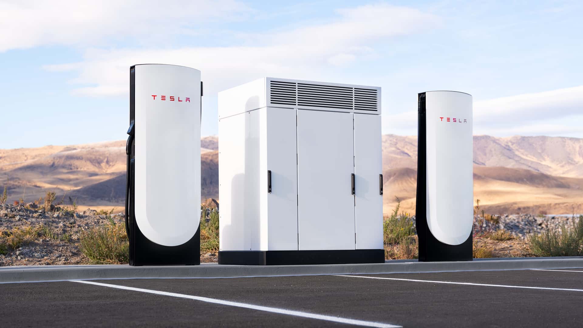 Tesla met en service son premier Superchargeur 500 kW en Californie