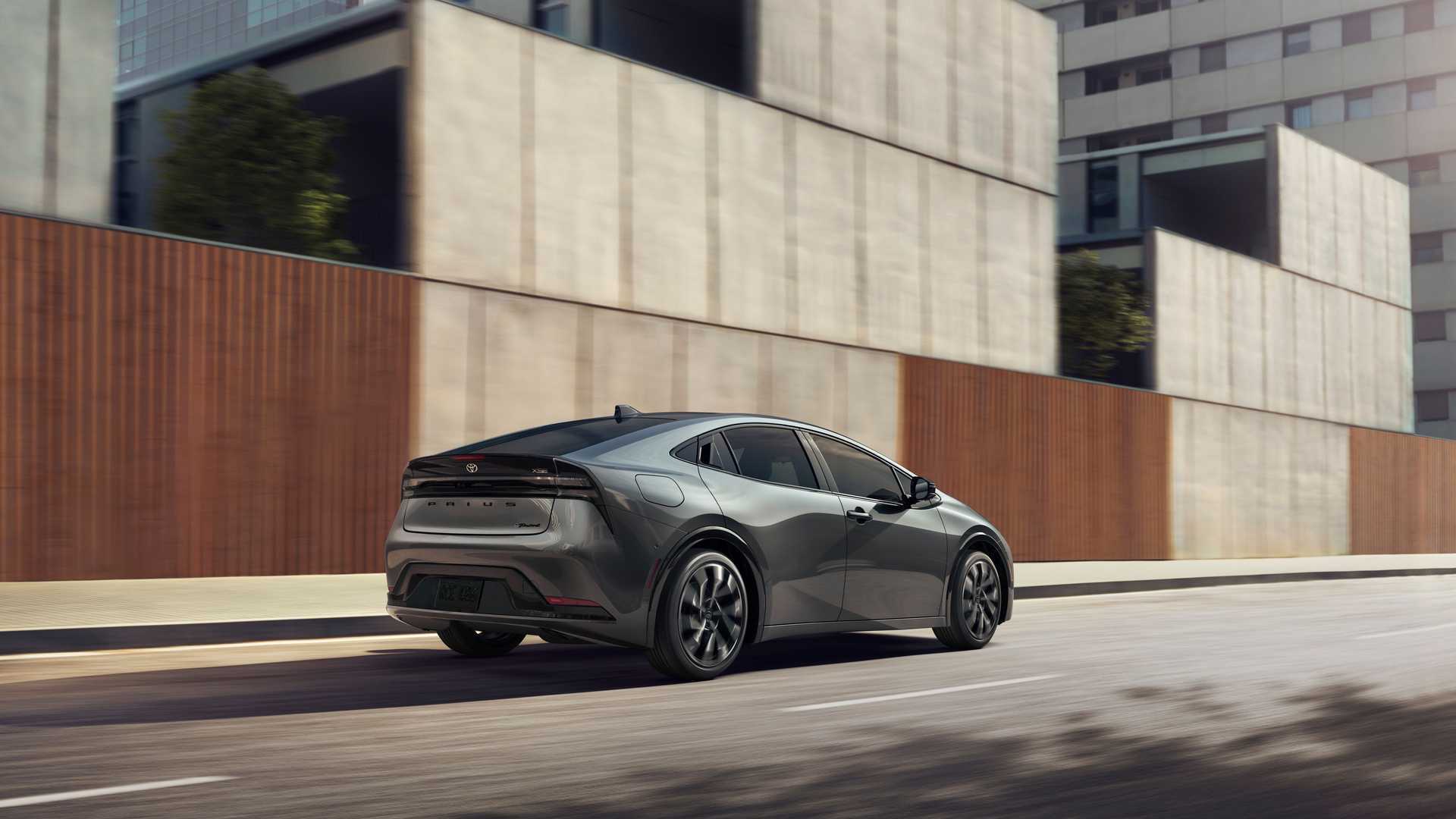 2023 Prius Prime PHEV debuts with 220-hp engine and 40-mile EV range ...