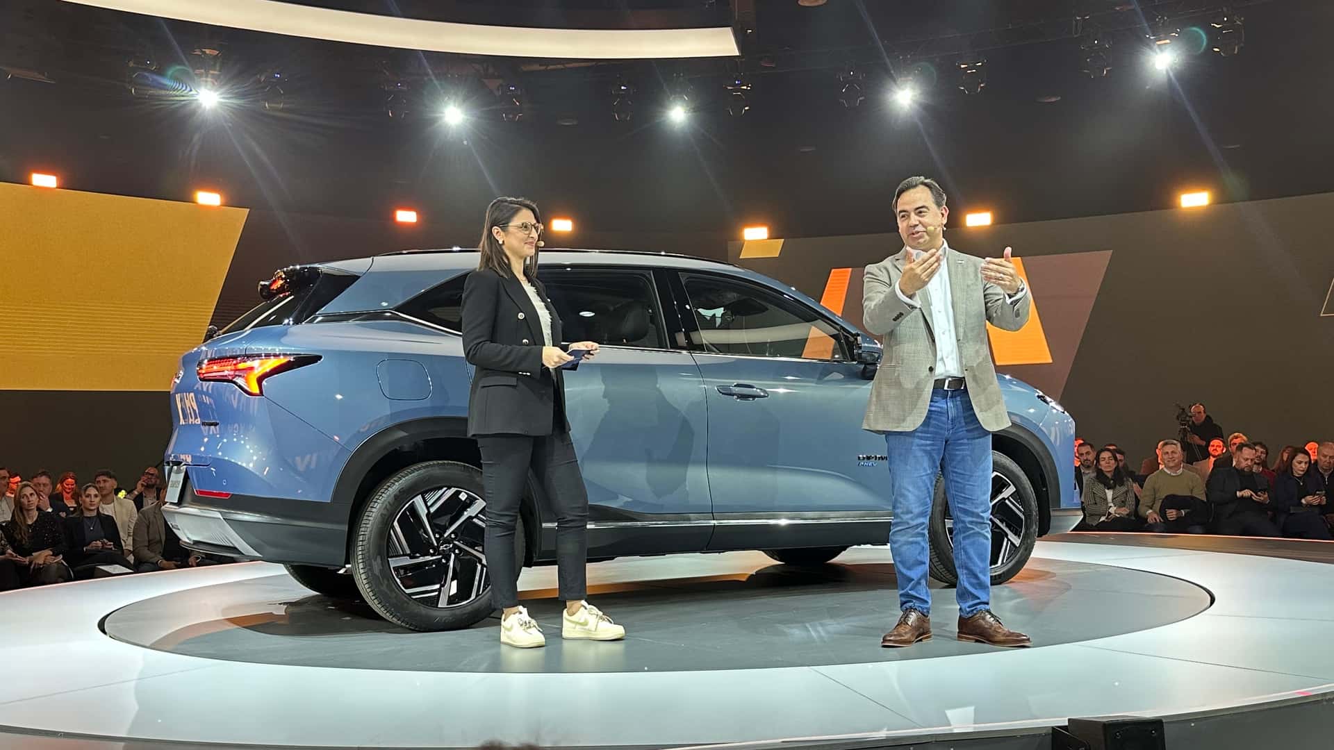 Jung and frei magazines camille is