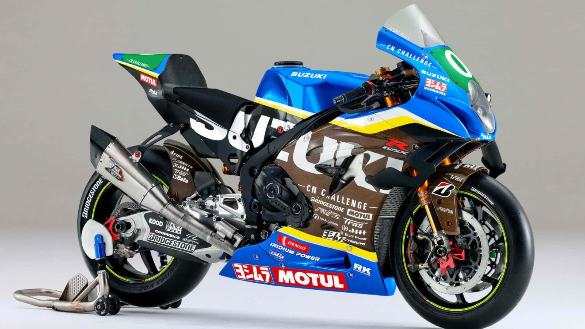 Suzuki Built a Race Motorcycle That Runs On 100% Sustainable Fuel, and ...