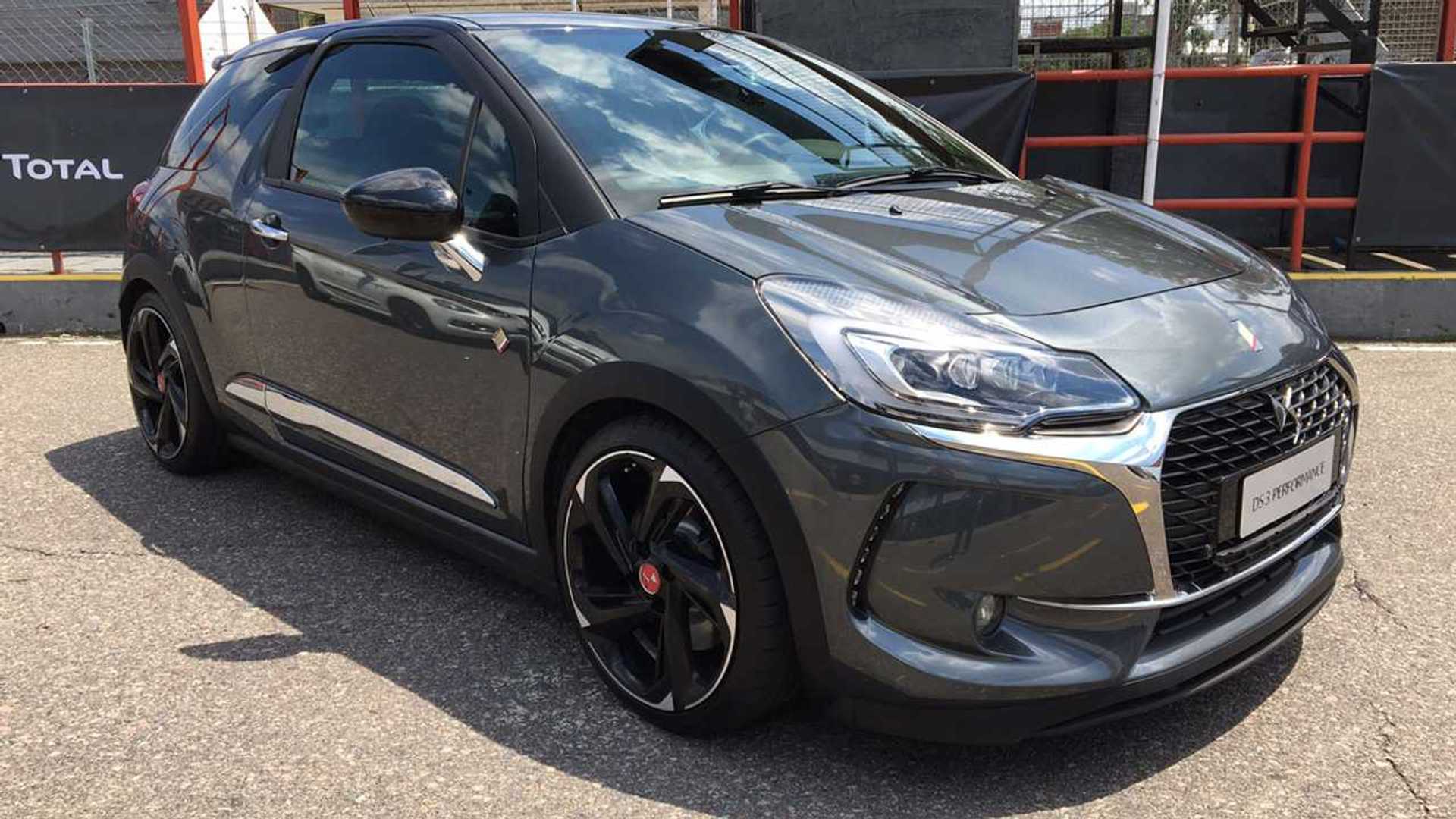 DS presentó su línea Performance en la Argentina