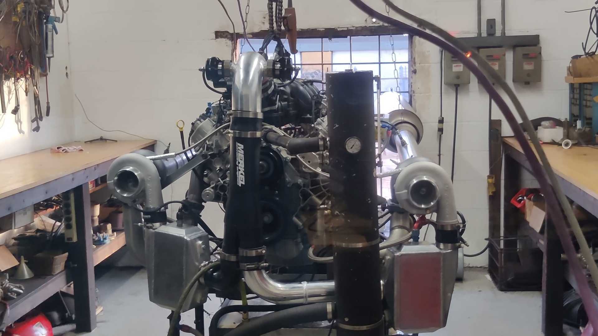 Twin-Turbo Ford Godzilla 7.3-Liter V8 Makes 1,100 Horsepower