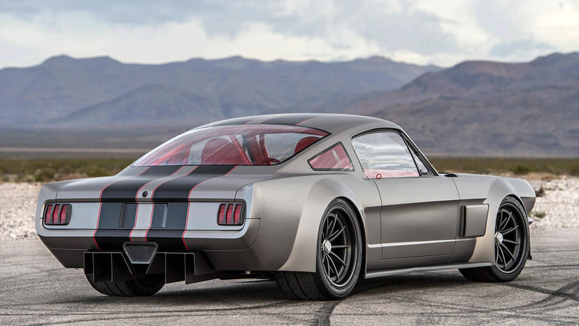 Mega-Mustang im Retro-Look