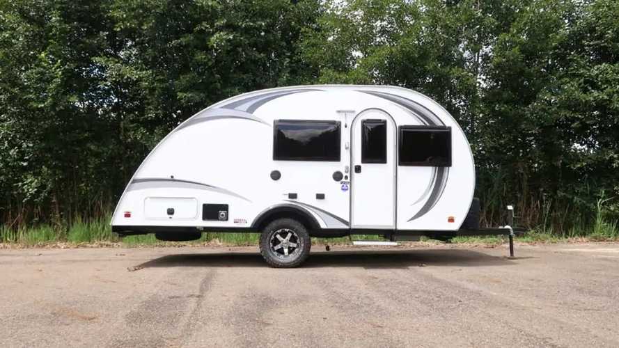 2020 Camp Rover Small Trailer Offers Bunk Beds, Affordable Price