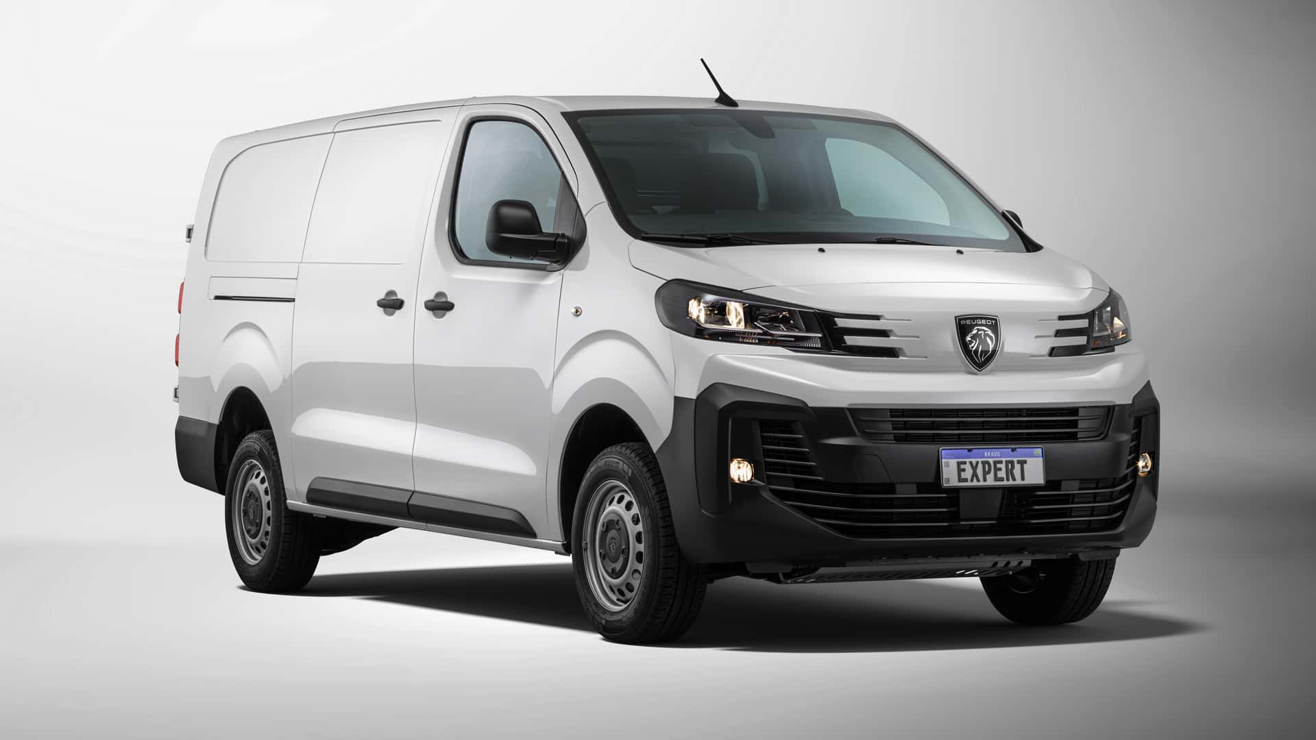 Stellantis atualiza Citroën Jumpy, Peugeot Expert e Fiat Scudo no ...