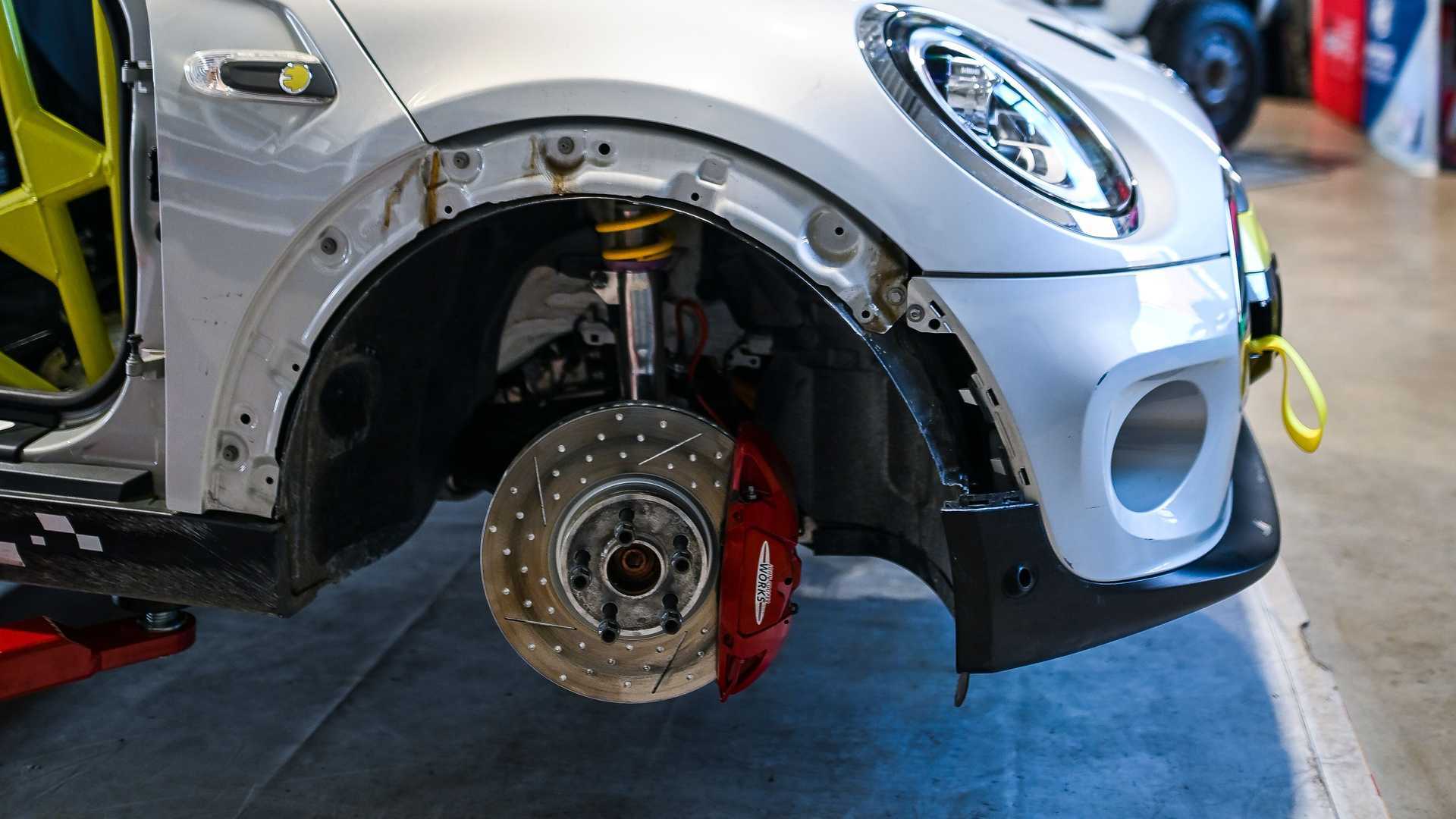 MINI COOPER LISTRIK MODIFIKASI - LIHAT