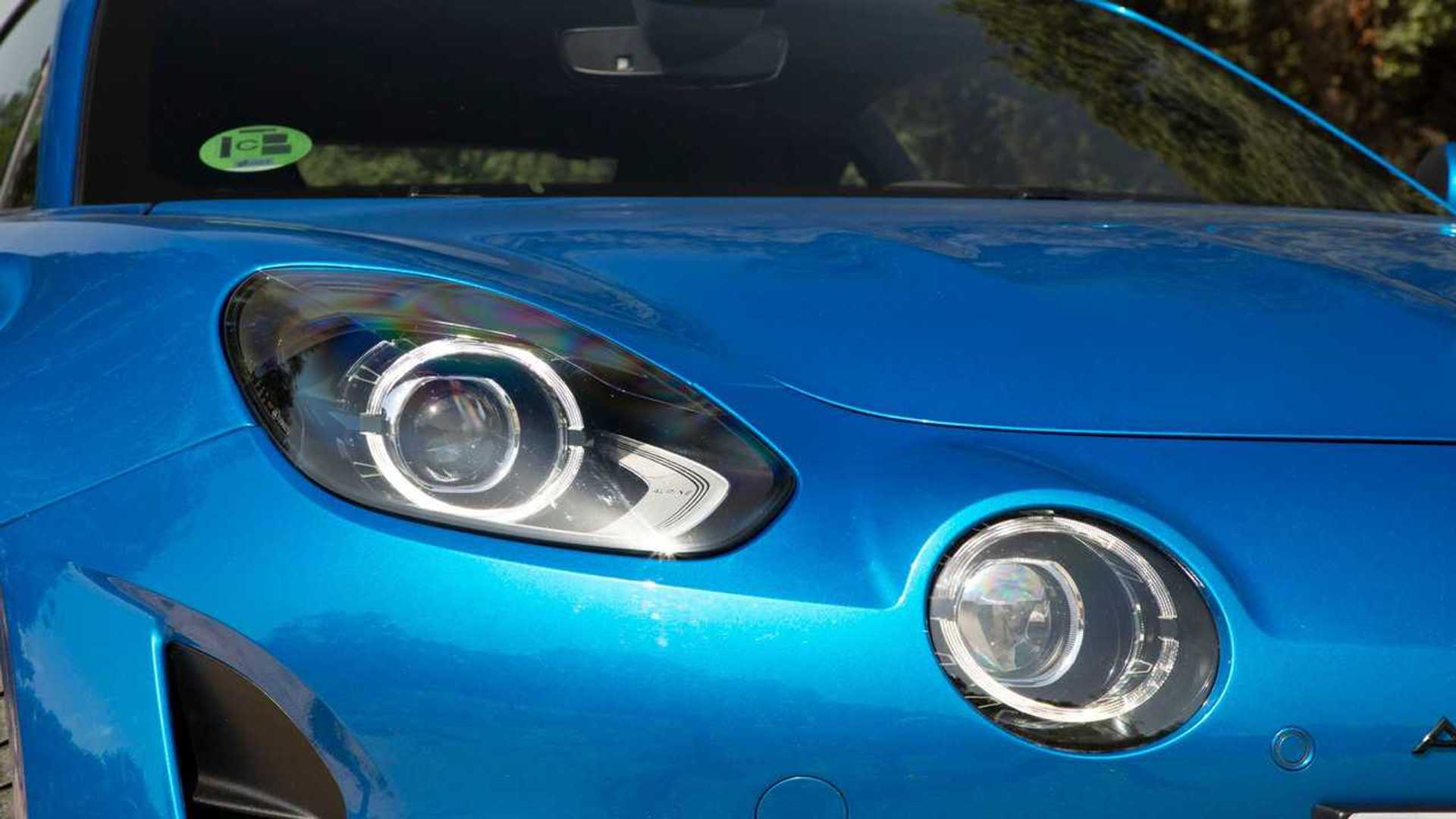 Alpine A110, prova, video, interni, design, prezzo, motore