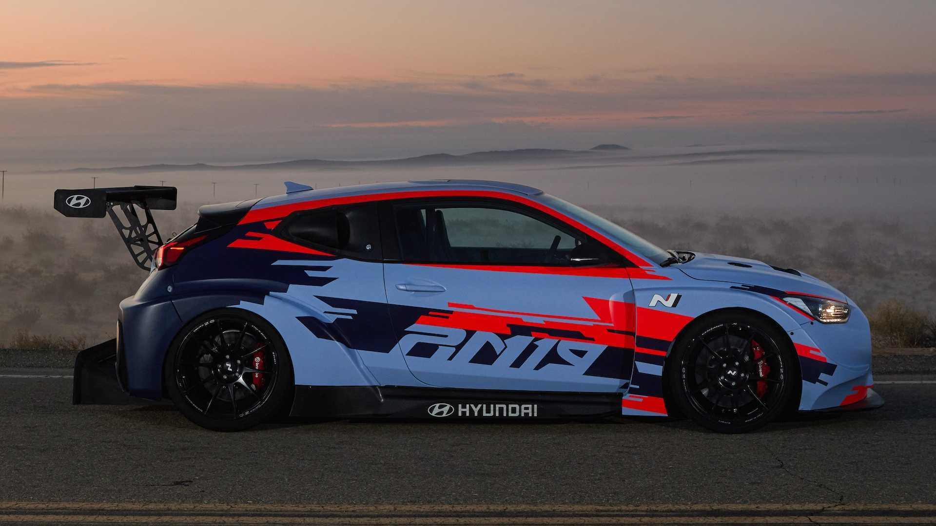 Hyundai RM19 Prototype: First Drive | Motor1.com Photos