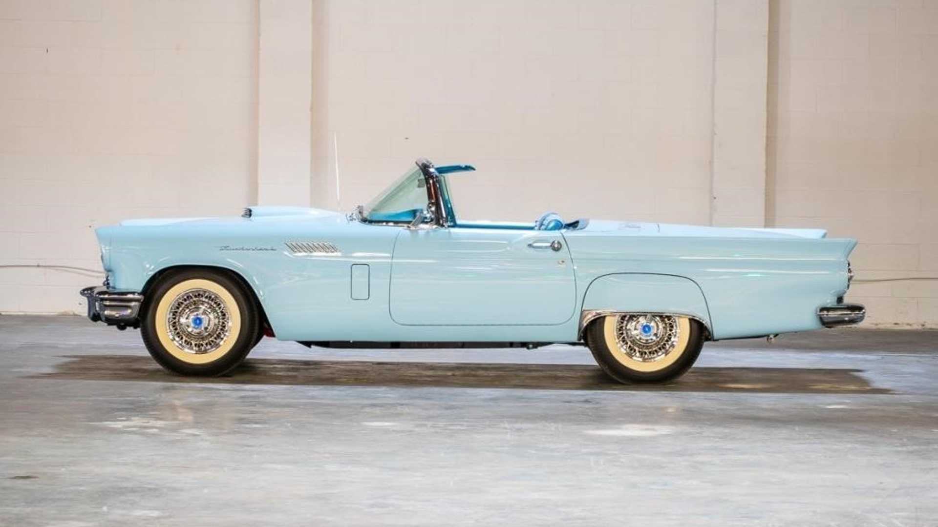 The Watson Collection Nets $3.2M, 1970 Hemi 'Cuda Top Seller | Motorious