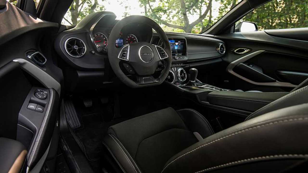 2019 Chevrolet Camaro Turbo 1LE First Drive: Hot Hatch Hunter