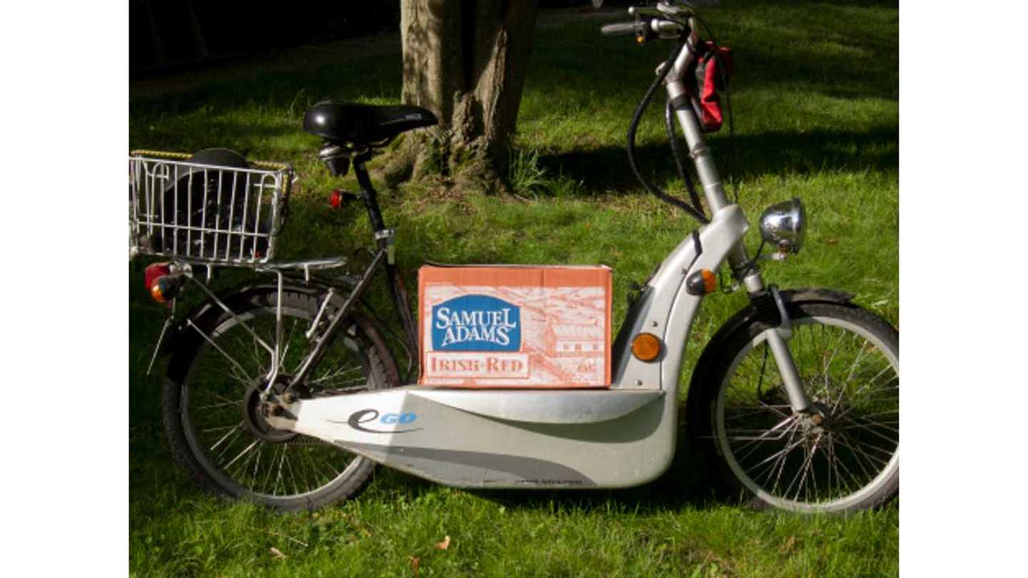 Mahindra GenZe Electric Scooter Makes Debut In U.S.
