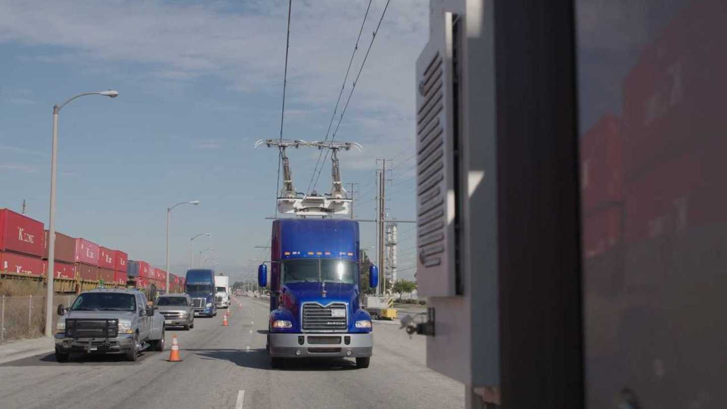 First U.S. eHighway Launched In California By Siemens