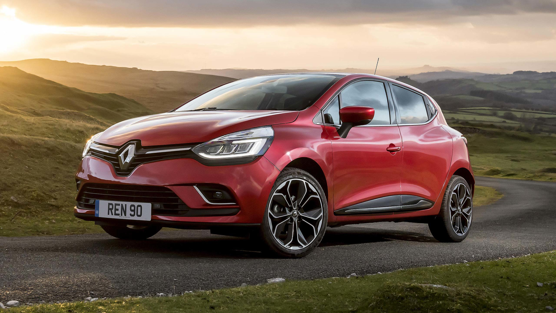 Mais vendidos em Portugal – Renault Clio lidera domínio francês