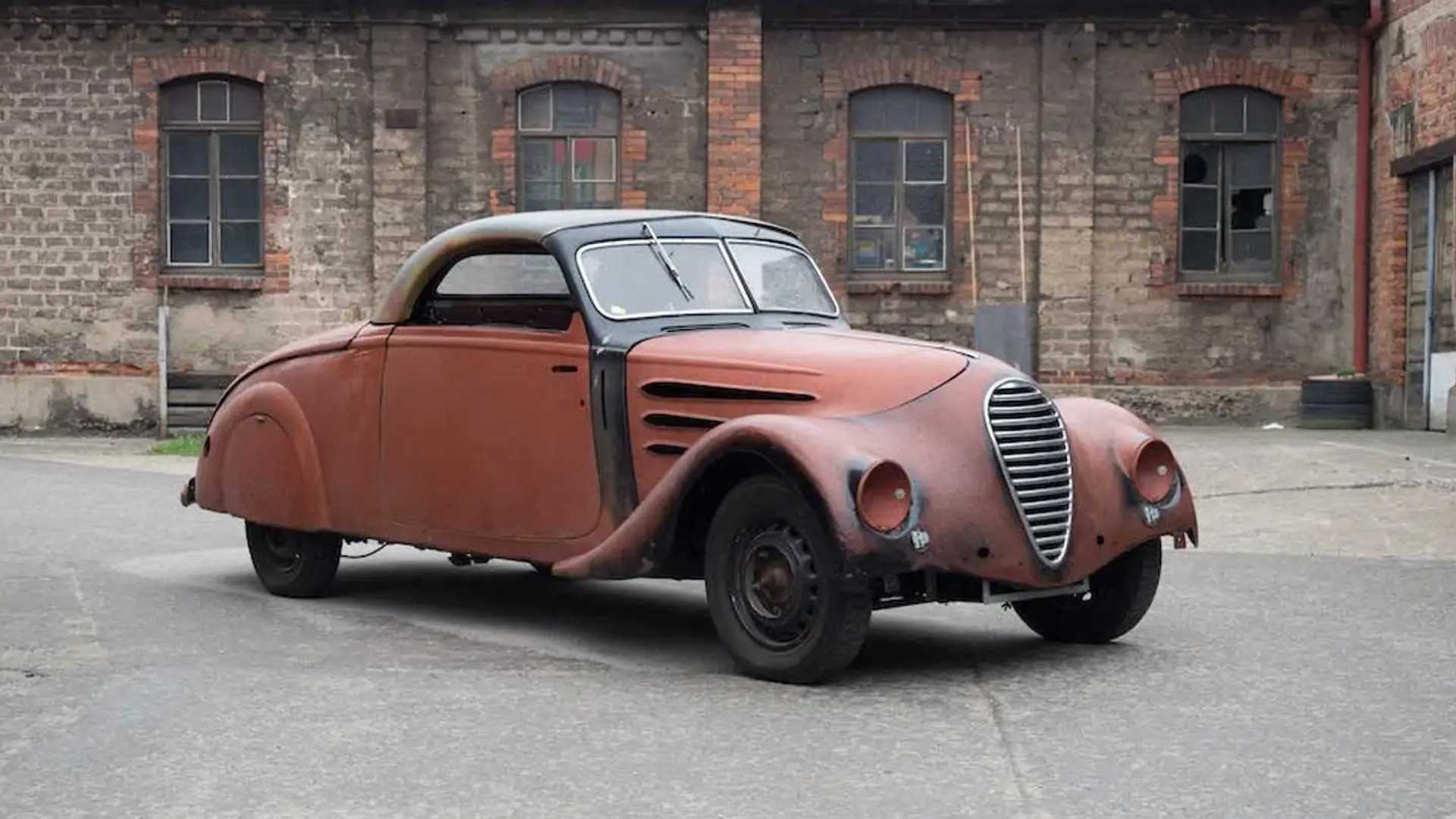 Un increíble Peugeot 402 Eclipse sale a venta