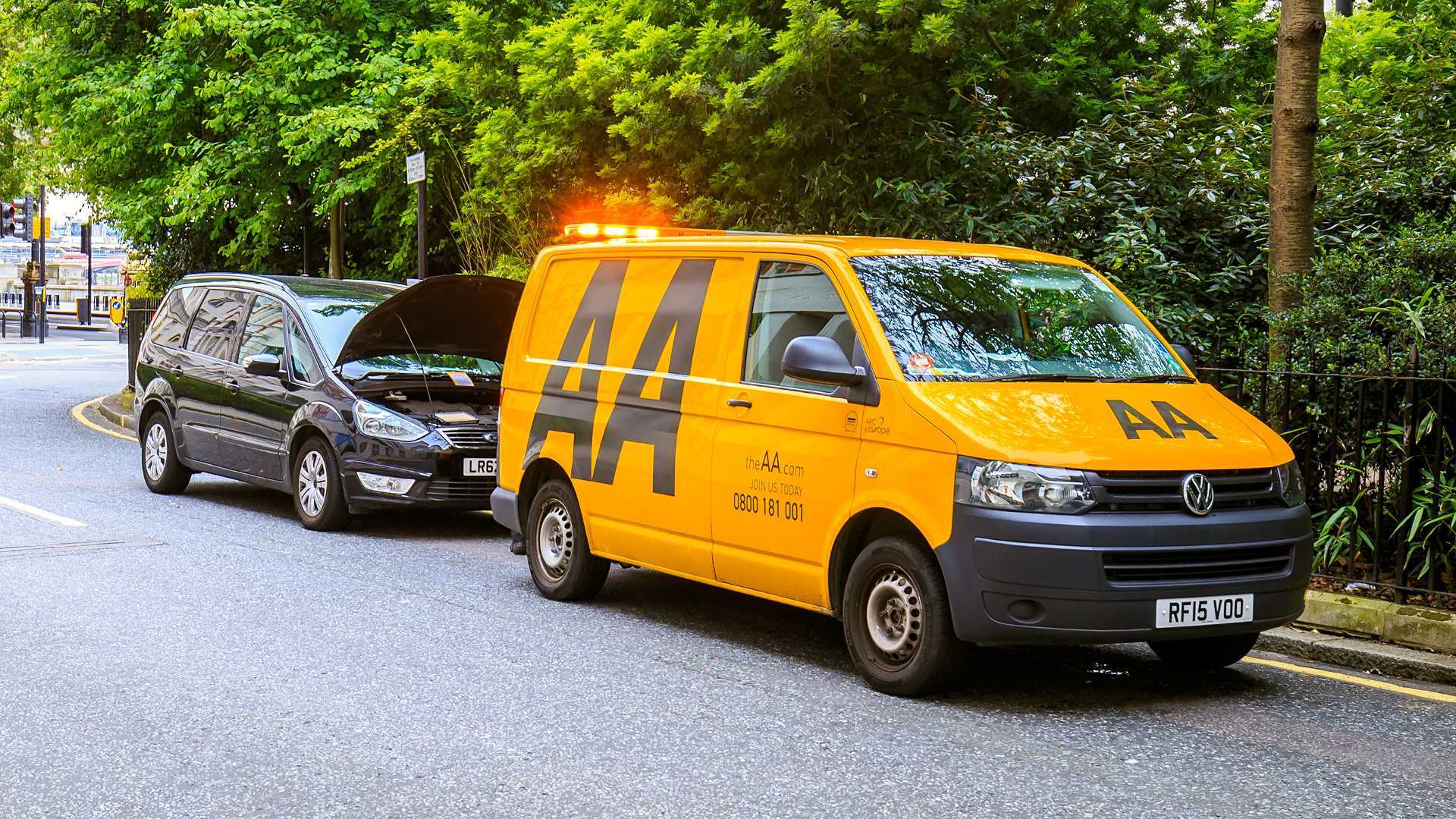 AA Offers NHS Staff Free Breakdown Assistance AA Offers NHS Staff Free Breakdown Assistance