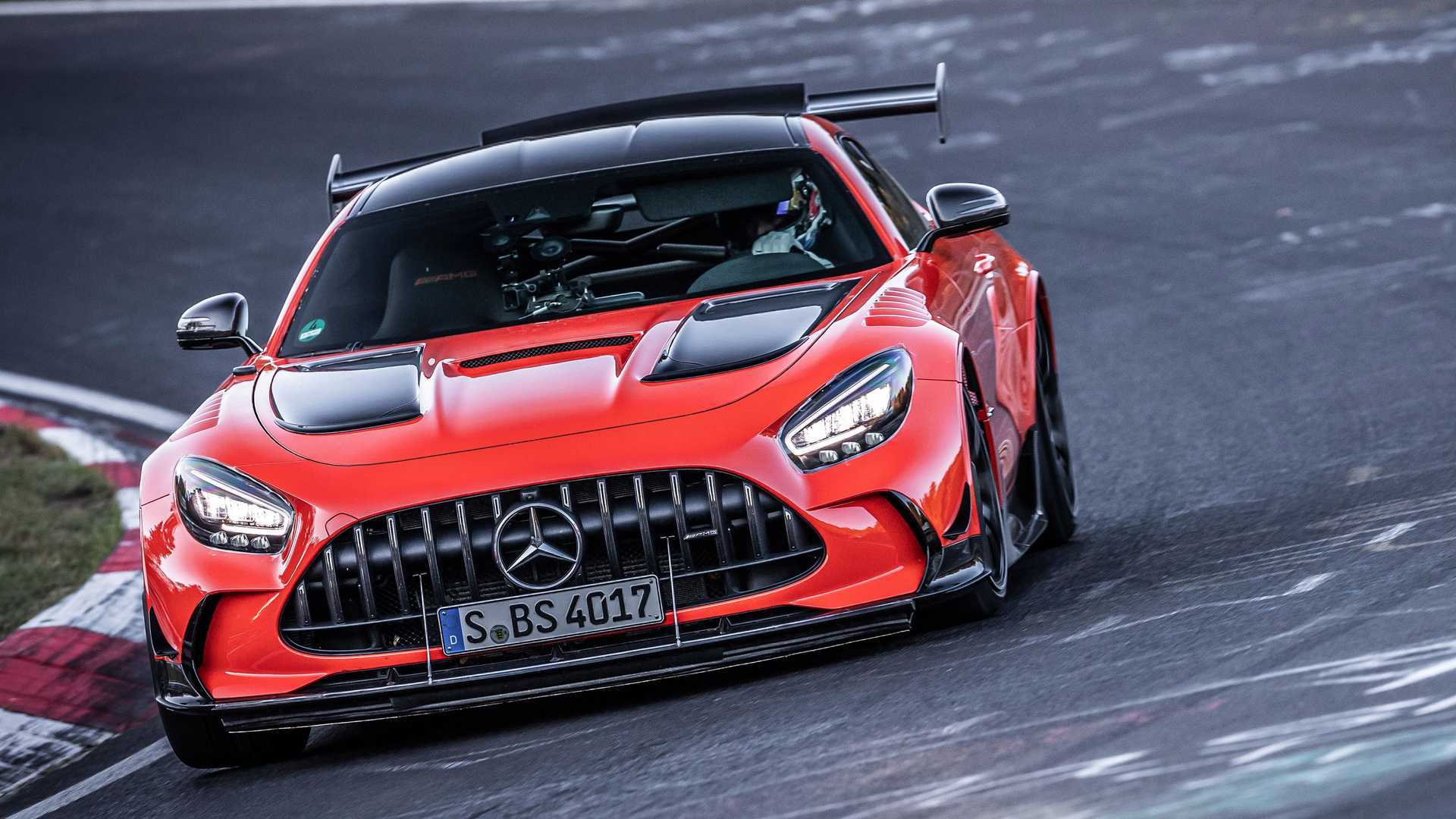Mercedes-AMG GT Black Series, i segreti del record nell’Inferno Verde